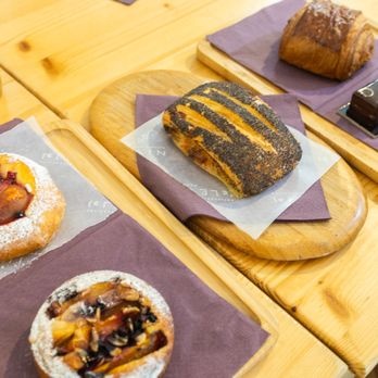 LE LEVAIN - Updated October 2025 - 123 Photos - 53 Reviews - Via Luigi ...