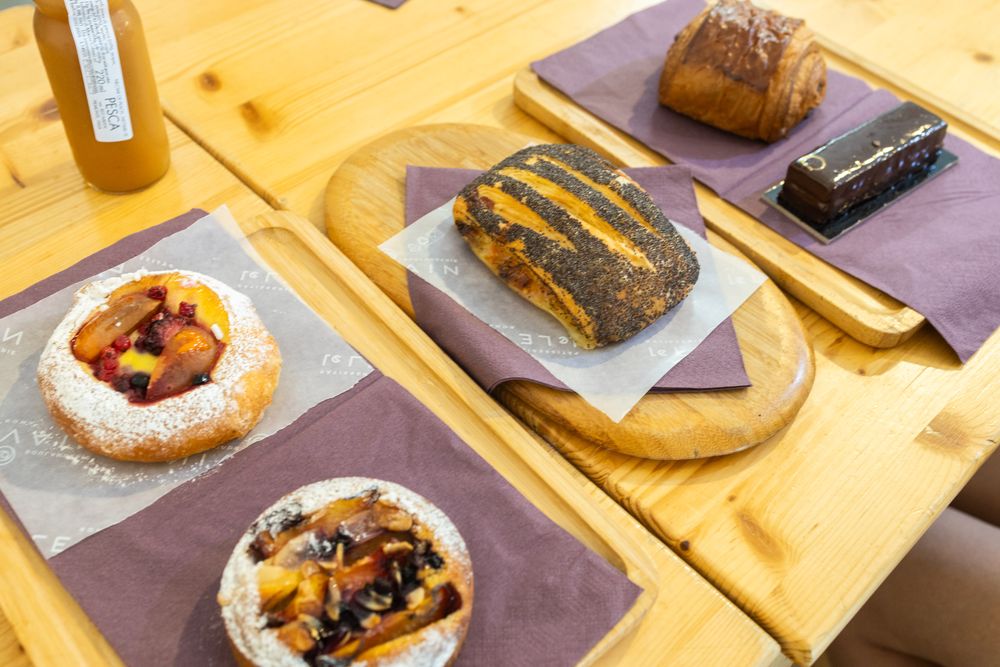 LE LEVAIN - Updated October 2025 - 123 Photos - 53 Reviews - Via Luigi ...