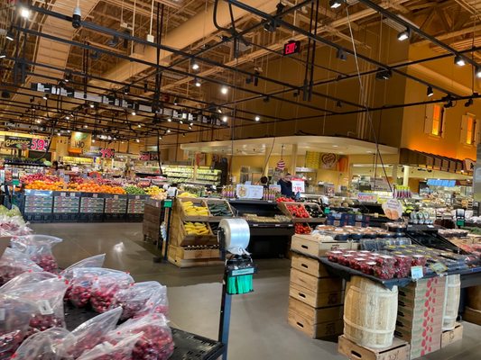 WEGMANS - Updated May 2025 - 125 Photos & 151 Reviews - 1750 E Ave ...