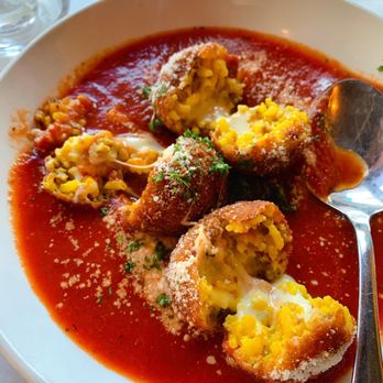 TENUTA’S ITALIAN RESTAURANT - Updated December 2024 - 241 Photos & 424 ...