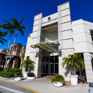 WESTLAND MALL - Updated January 2025 - 101 Photos & 54 Reviews - 1675 W ...