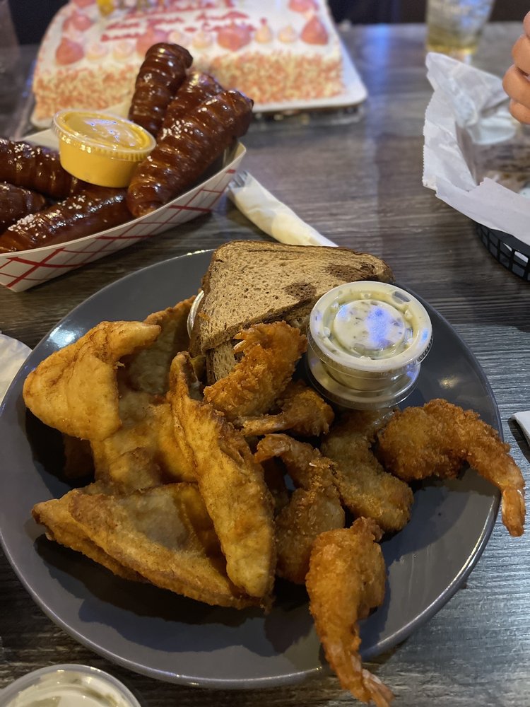 THE OLD GROG - 37 Photos & 26 Reviews - 546 Broad St, Menasha, WI - Yelp