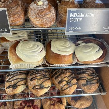 COBS BREAD - Updated December 2025 - 50 Photos & 78 Reviews - 370 Bloor ...