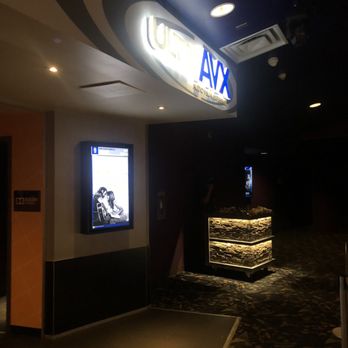 CINEPLEX CINEMAS MISSISSAUGA - Updated December 2025 - 186 Photos & 50 ...