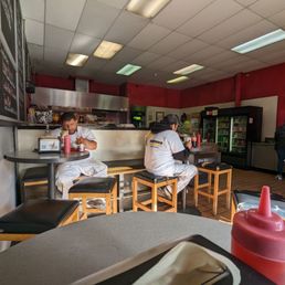 THE DELI LAMA - Updated May 2025 - 98 Photos & 121 Reviews - 150 Toland ...