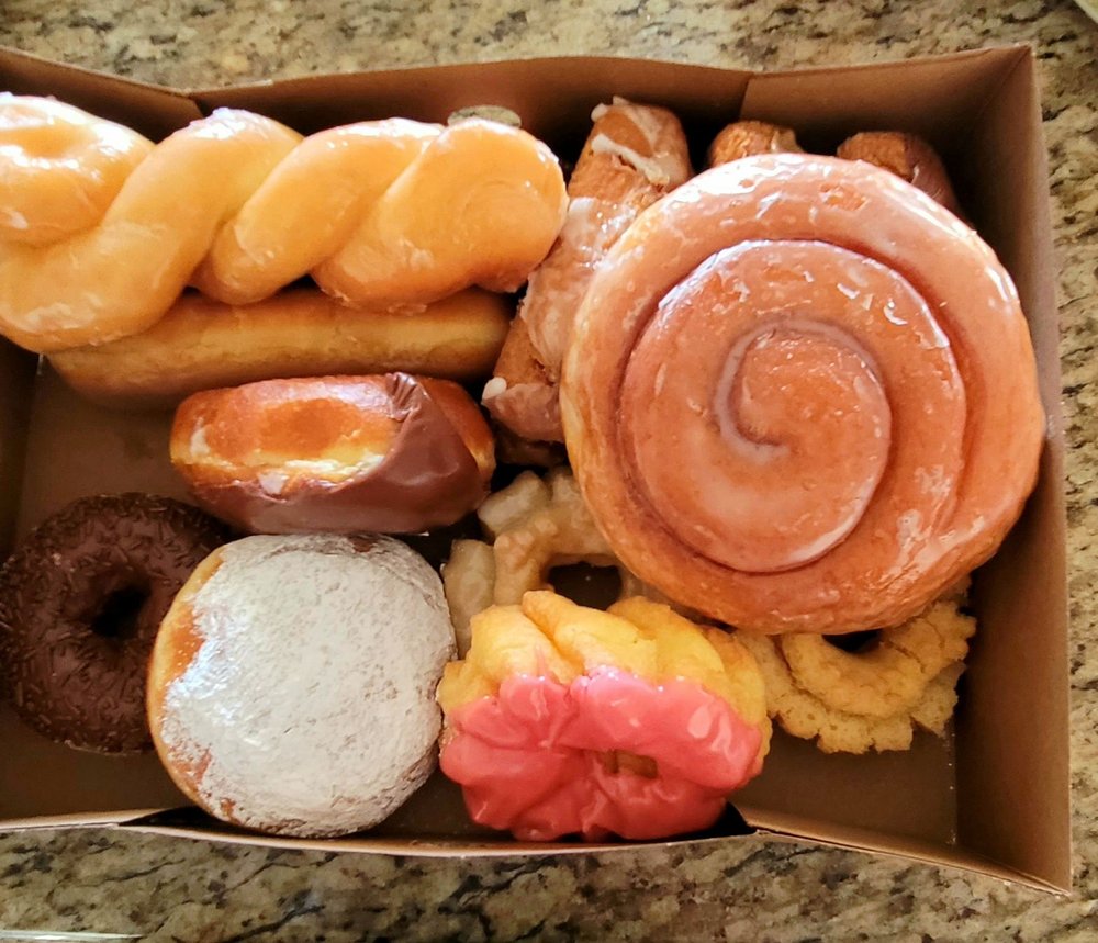 MANNA DONUTS - 14 Reviews - 2990 Del Rosa Ave, San Bernardino ...