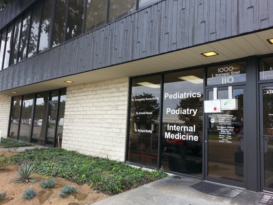 RICHARD BUTLIG, MD - Updated December 2025 - 31 Reviews - 1000 E ...