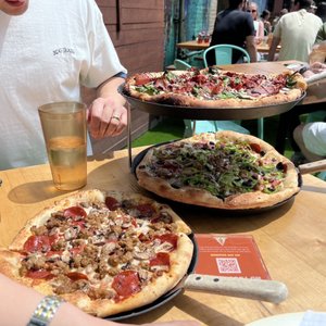 HOMESLICE - 1229 Photos & 1239 Reviews - Pizza - 938 W Webster Ave ...