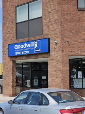 GOODWILL - Updated October 2025 - 41 Photos & 76 Reviews - 1403 New ...