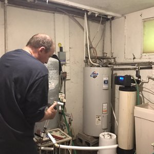 BEAVERTON PLUMBERS - Updated 2024 - 11 Photos - 6700 SW 105th ...