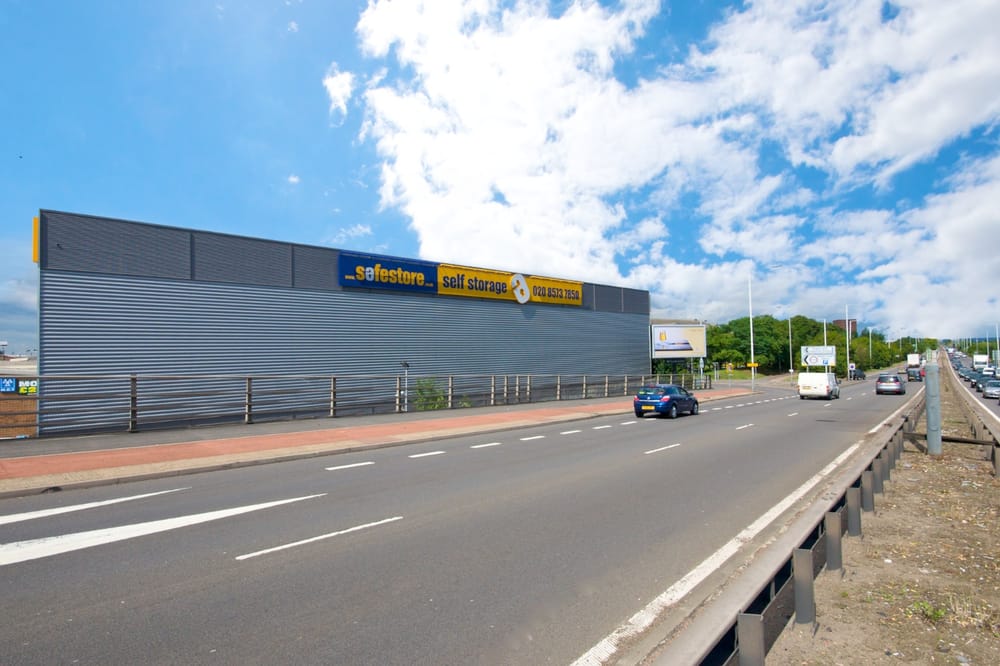 SAFESTORE - 12 Photos - 4 Bilton Way, Hayes, London, United Kingdom ...