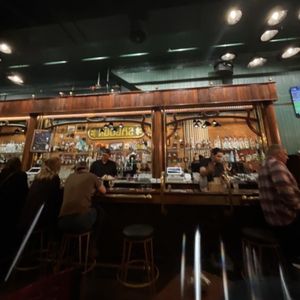 MAD CAPPER SALOON & EATERY - 154 Photos & 118 Reviews - 224 Main St S ...