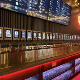 THE PHOENIX TAPROOM & KITCHEN - Updated December 2025 - 64 Photos & 17 ...