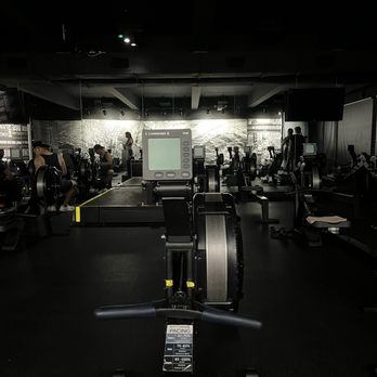 ROW HOUSE FITNESS CHELSEA - Updated July 2025 - 43 Photos & 86 Reviews ...