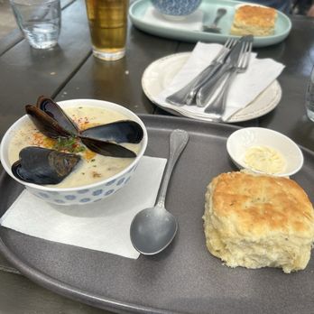 BLUE MUSSEL CAFE - TEMP. CLOSED - Updated January 2026 - 613 Photos ...