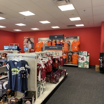 TARGET - Updated December 2025 - 49 Photos & 41 Reviews - 6090A Garners ...