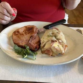 DEITSCH ECK - Updated December 2025 - 76 Photos & 71 Reviews - 87 Penn ...