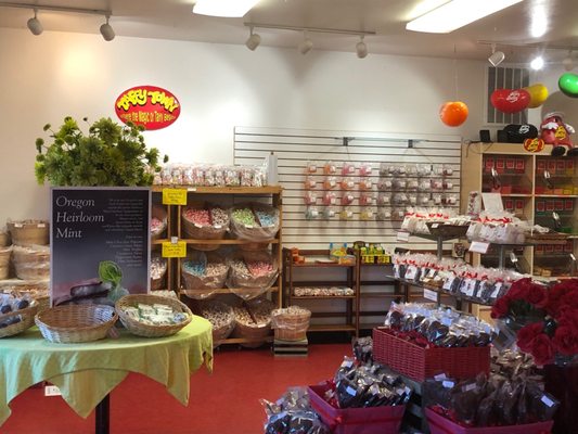 CRANBERRY SWEETS COMPANY - Updated May 2024 - 52 Photos & 61 Reviews ...