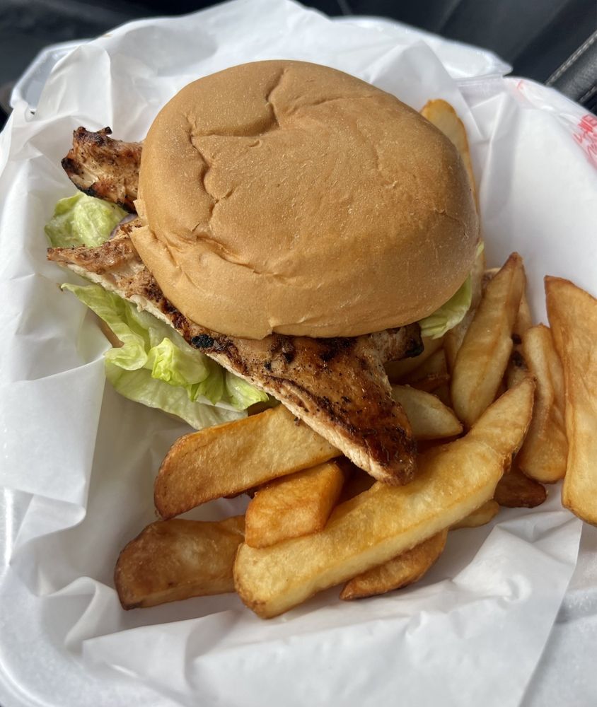 9ERS GRILL - Updated June 2025 - 31 Photos & 83 Reviews - 1800 FM 359 ...