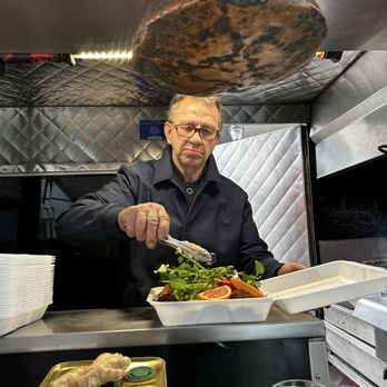 OCTOPUS FALAFEL TRUCK - Updated December 2025 - 675 Photos & 509 ...