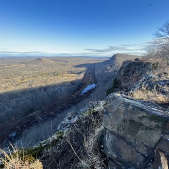 MT. HIGBY - Updated April 2025 - CT-66 & Meriden Rd, Middlefield ...