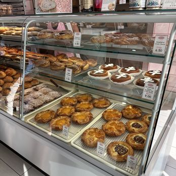 PENINSULA PASTRIES PALM SPRINGS - 448 Photos & 347 Reviews - 611 S Palm ...