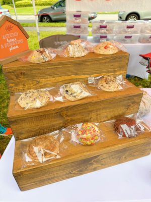 CHOCO LOCO COOKIES - Updated January 2026 - 21 Photos - Orlando ...