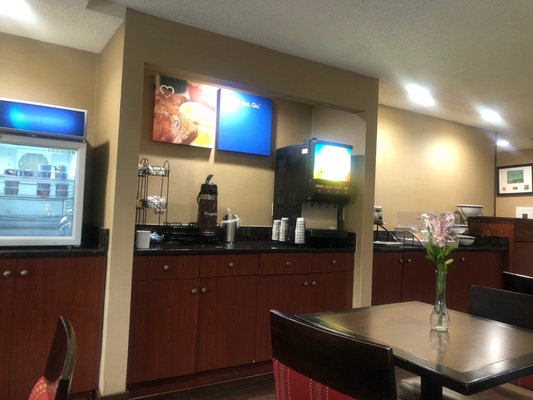 COMFORT INN AT JOINT BASE ANDREWS - Updated September 2025 - 22 Photos ...