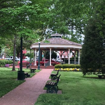 MAIN STREET COLLIERVILLE - Updated October 2025 - 25 Photos & 10 ...