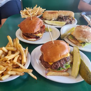 HAPPY BURGER DINER - 512 Photos & 644 Reviews - 5120 State Hwy 140 ...
