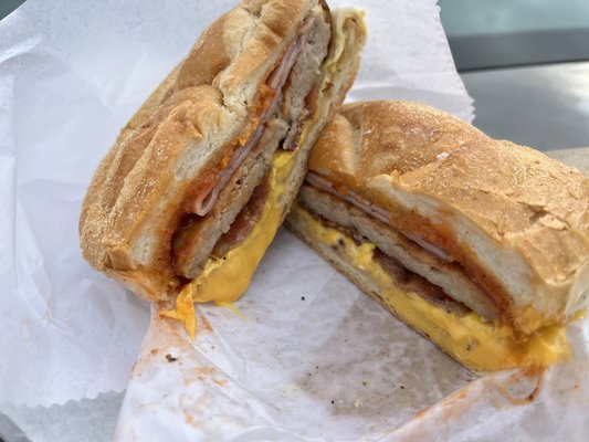 K & D DELI - Updated December 2024 - 22 Photos & 55 Reviews - 4 Taft ...