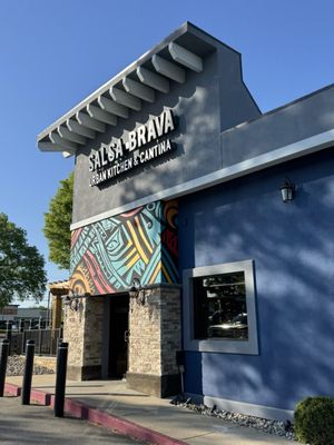 SALSA BRAVA URBAN KITCHEN & CANTINA - Updated November 2025 - 18 Reviews & 39 Photos - 14933 ...