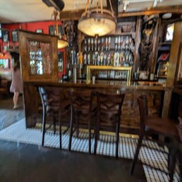 HIBERNIAN RESTAURANT & PUB - Updated July 2025 - 201 Photos & 225 ...