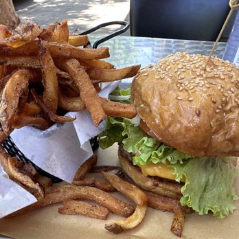 WINDY CITY BURGERS - Updated September 2024 - 166 Photos & 212 Reviews ...