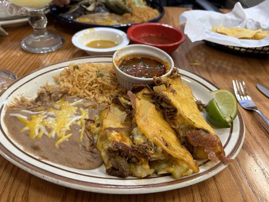 THE OTIS RESTAURANT - Updated January 2026 - 38 Photos & 34 Reviews ...