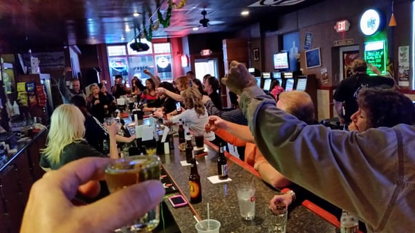 UPTOWN PUB & GRILL - Updated December 2025 - 19 Photos & 22 Reviews ...