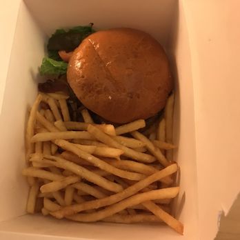 MARGAUX - Updated December 2024 - 170 Photos & 189 Reviews - 401 Lenora ...