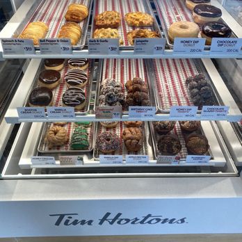 TIM HORTONS - Updated October 2025 - 75 Photos & 30 Reviews - 8910 ...