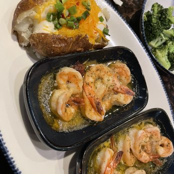 Red Lobster Broiled Seafood Trio