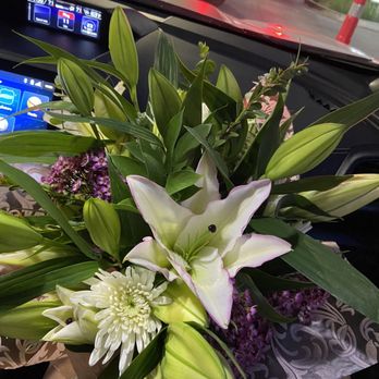 FDS FLOWERS BY MIRIAM - Updated October 2024 - 129 Photos & 27 Reviews ...