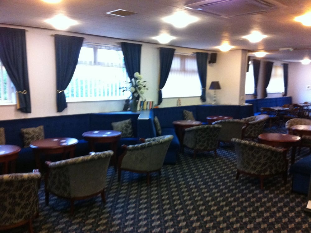 CORBY CONSERVATIVE CLUB - Updated January 2025 - Cottingham Road, Corby ...