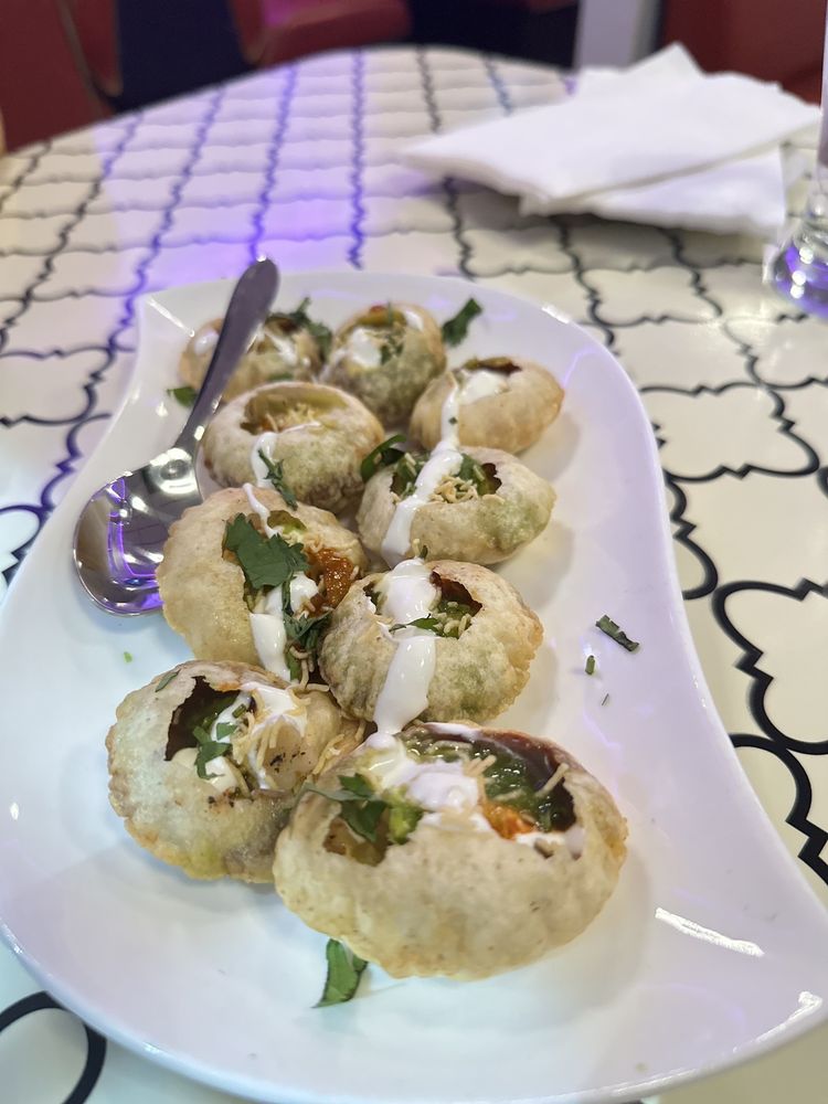 USTAAD G INDIAN CUISINE - 33 Photos - 9436 120 Street, Surrey, British ...