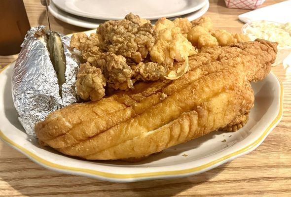 HARBOR INN - Updated January 2026 - 78 Photos & 125 Reviews - 2408 S ...