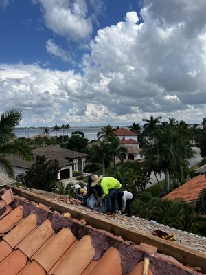 RESOLUTE ROOFING - Updated October 2025 - 129 Photos & 32 Reviews ...