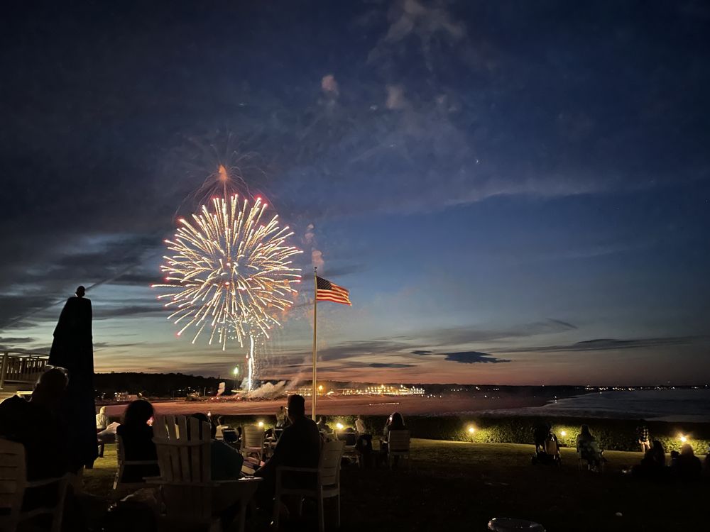 BEACHMERE INN - Updated September 2024 - 57 Photos & 40 Reviews - 62 ...