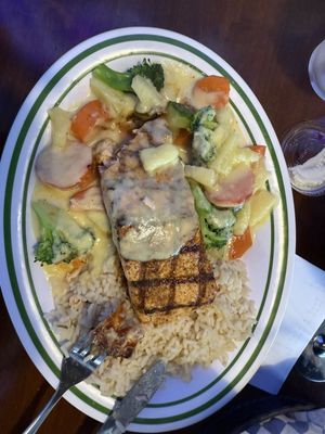 FISH N TAILS OYSTER BAR - Updated December 2025 - 20 Photos & 14 ...