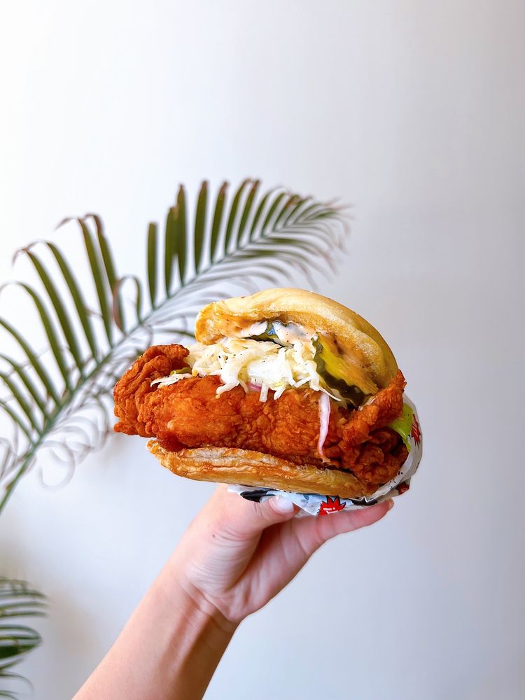 HOWLIN’ RAY’S - 10242 Photos & 7662 Reviews - 727 N Broadway, Los ...