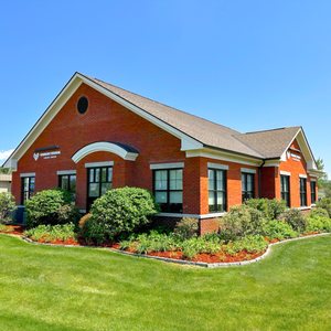 EASTRISE CREDIT UNION - Updated May 2025 - 21 Photos - 1000 Shelburne ...