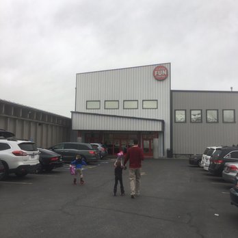 CLASSIC FUN CENTER - Updated November 2025 - 58 Photos & 52 Reviews ...