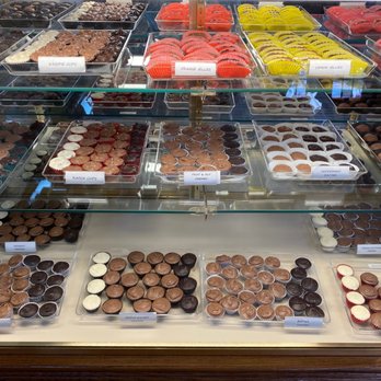 MID’S CANDY & GIFTS - Updated December 2025 - 17 Photos & 10 Reviews ...